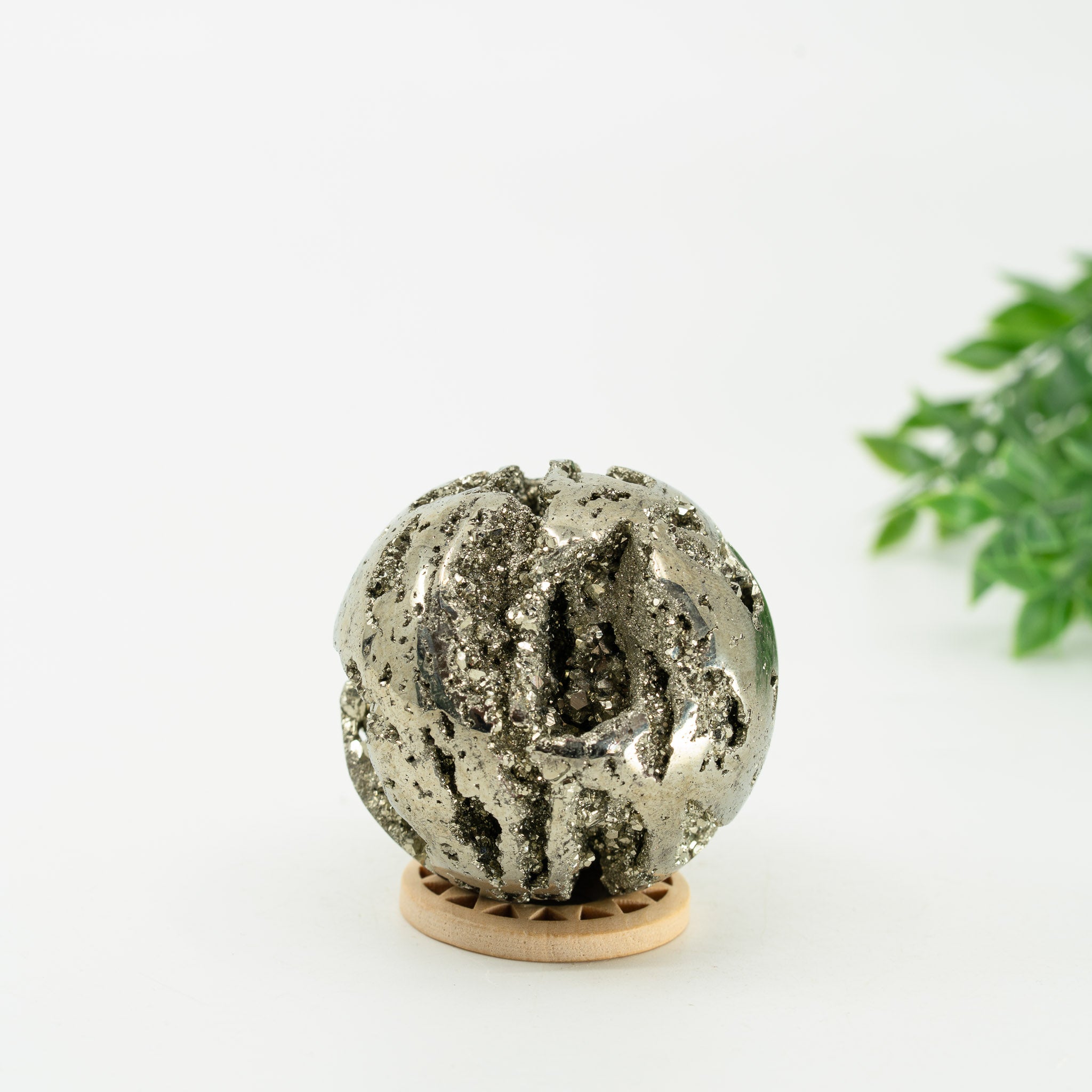 Magiškas akmuo Piritas Sfera/rutulys 247 g- Holy Dragonfly