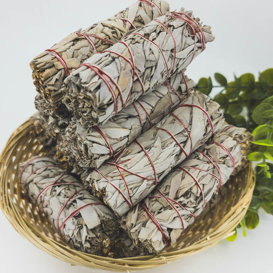 Kvepiančios magiškos natūraliais akmenimis įlietos sojų vaško žvakės ...